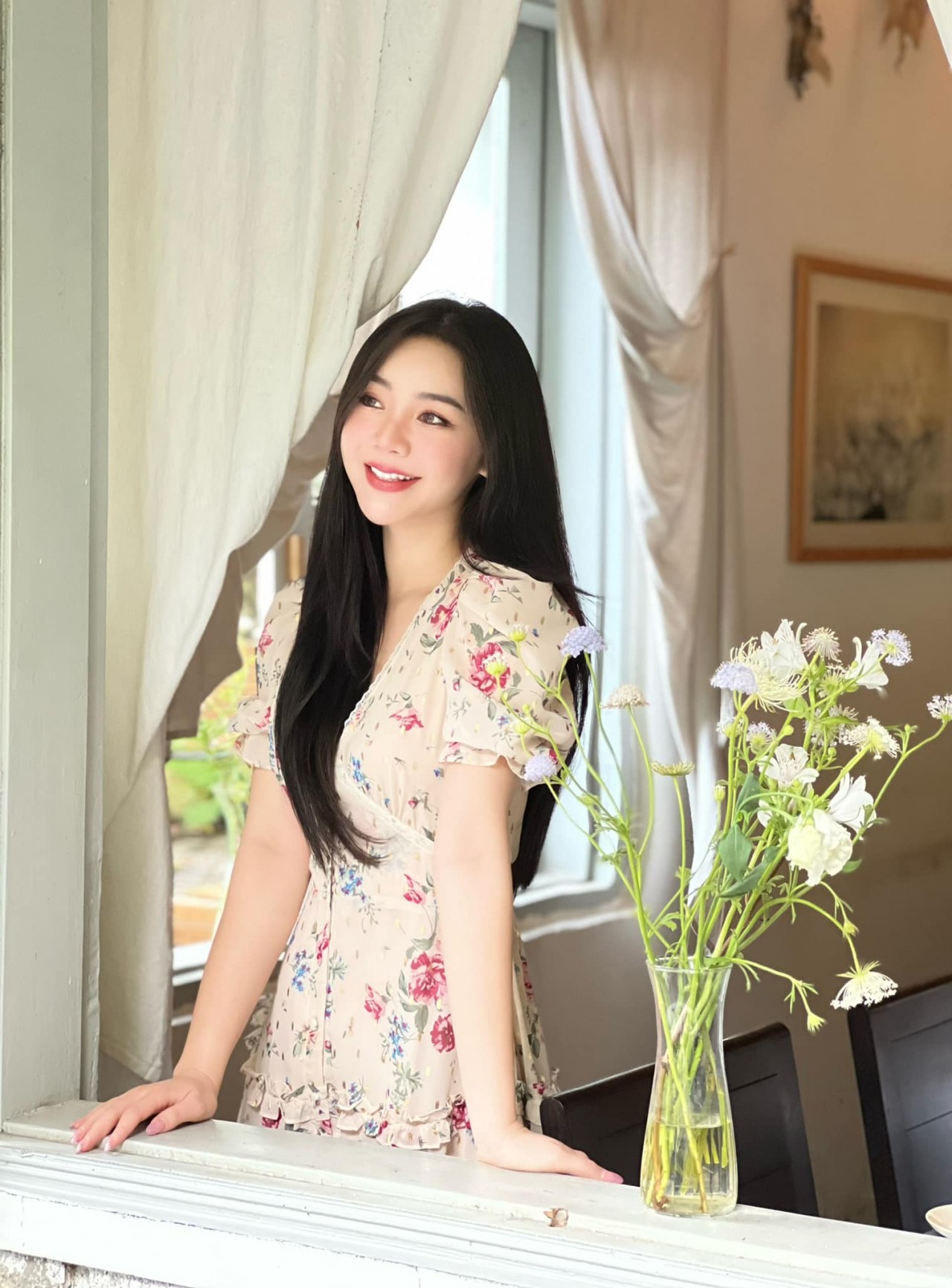 Diễn viên Quỳnh Kool dịu dàng xuống phố - Fanboy Tag