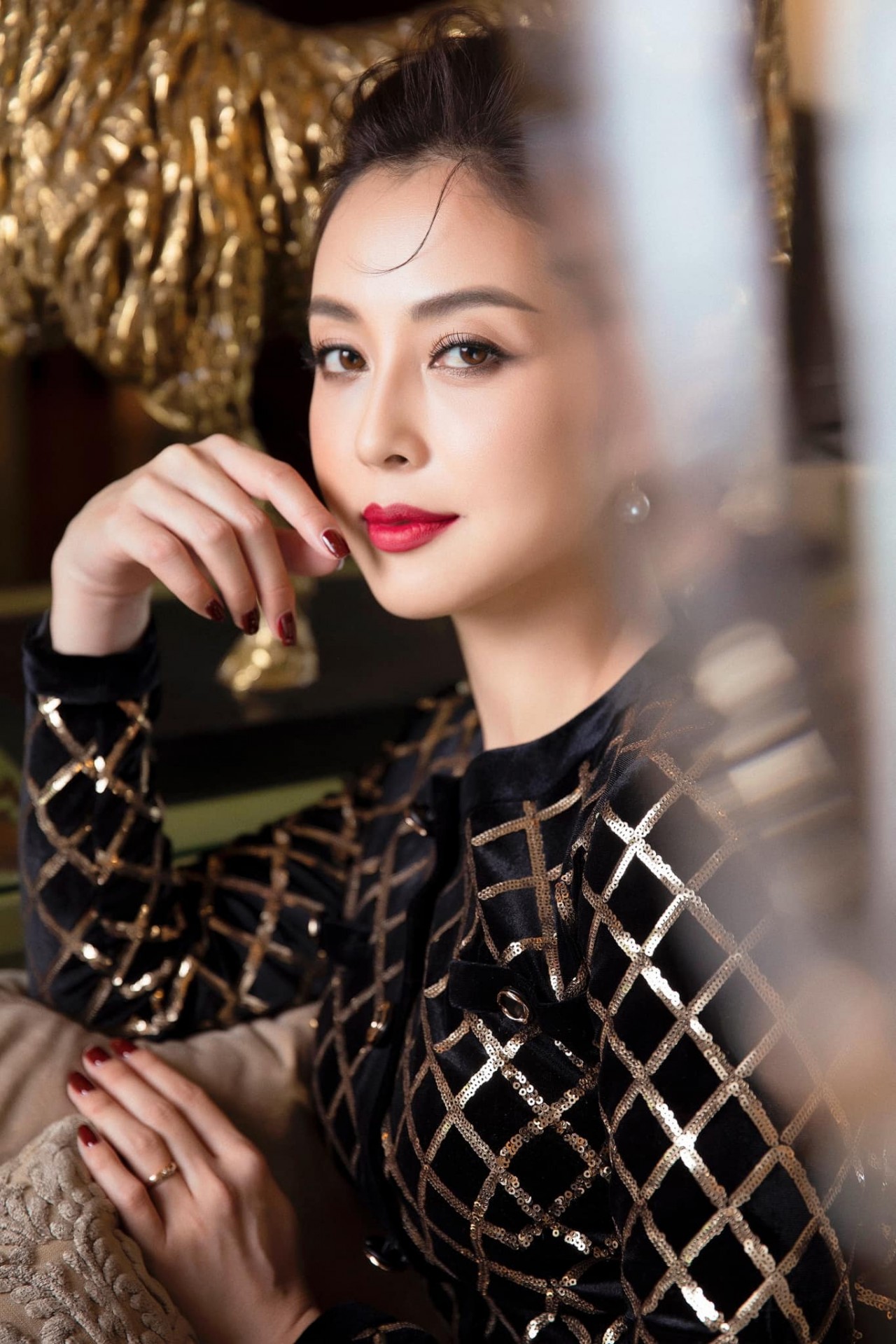 Ngắm nhan sắc mặn mà của Hoa hậu Jennifer Phạm