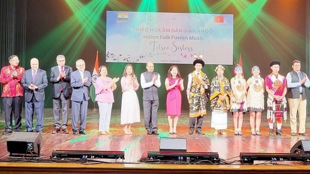 Fascinating night of folk, contemporary music marks Indian Independence ...