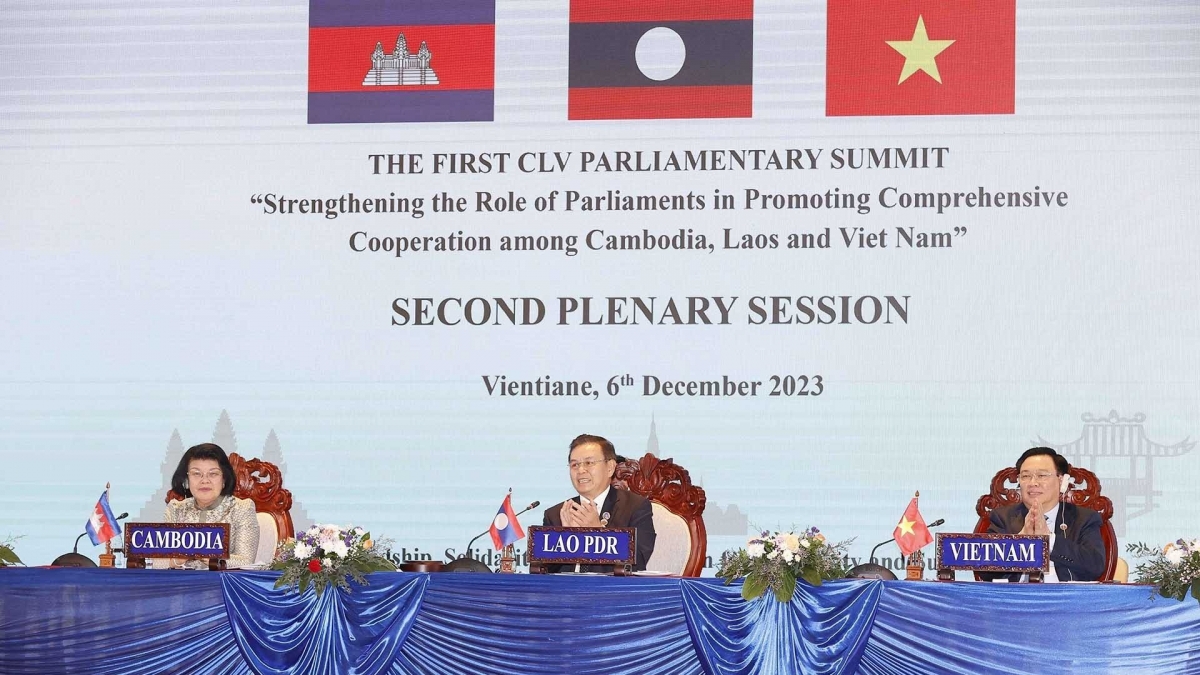 Chuyến công tác tại Lào và Thái Lan của Chủ tịch Quốc hội Vương Đình Huệ: Nhiều kết quả nổi bật ...