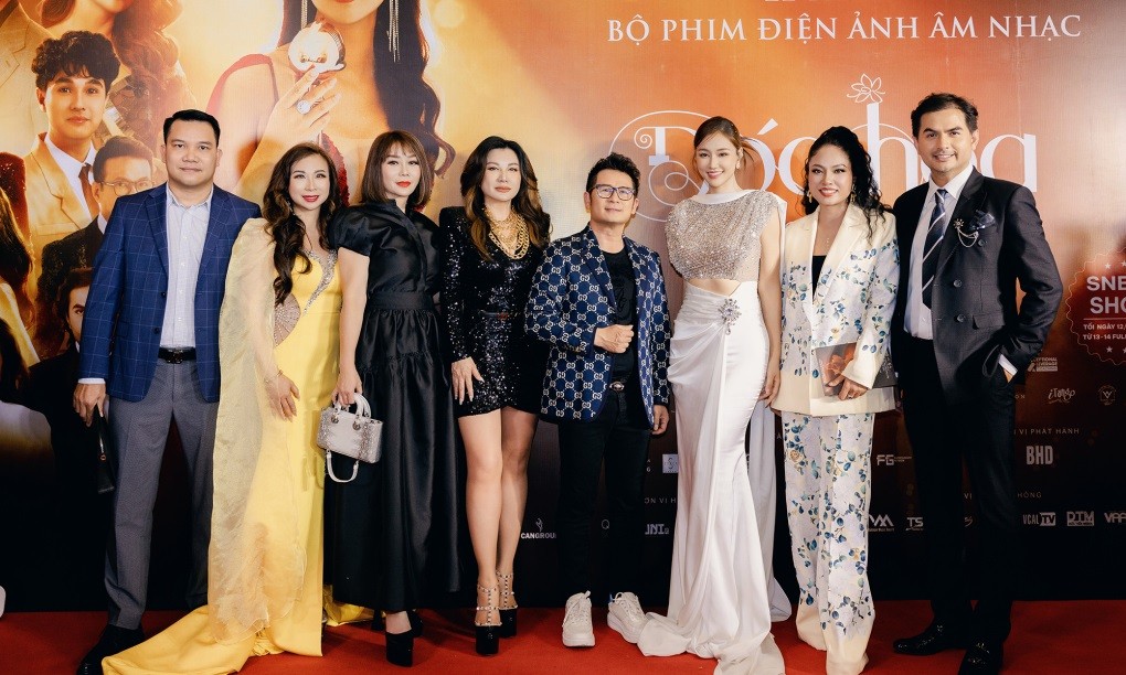 Dàn nghệ sĩ ủng hộ phim Đóa hoa mong manh ra mắt khán giả Hà Nội