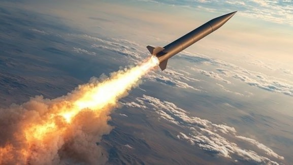 Bật mí về tên lửa siêu vượt âm Oreshnik "khủng" của quân đội Nga