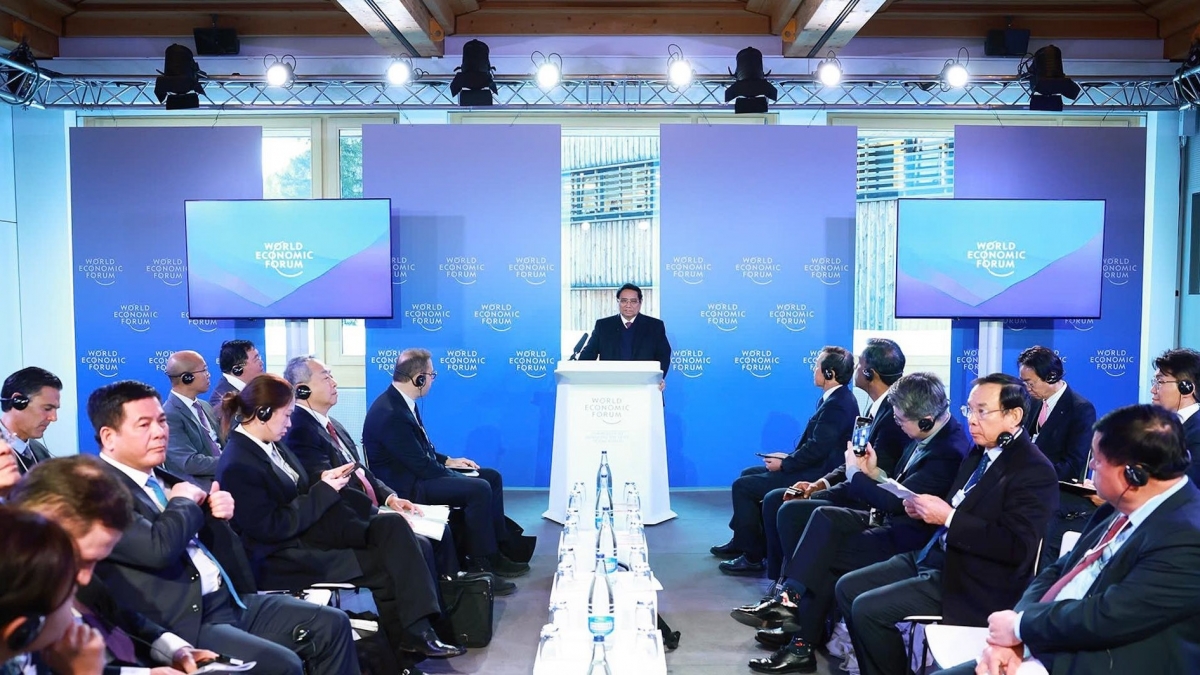 PM Pham Minh Chinh addresses WEF’s country strategic dialogue on Vietnam