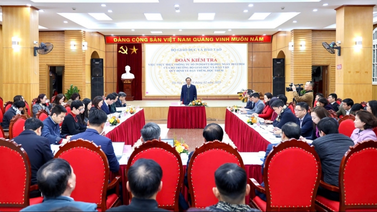 Bộ GD&ĐT đề nghị Hà Nội xác minh thông tin phản ánh về dạy thêm, học ...