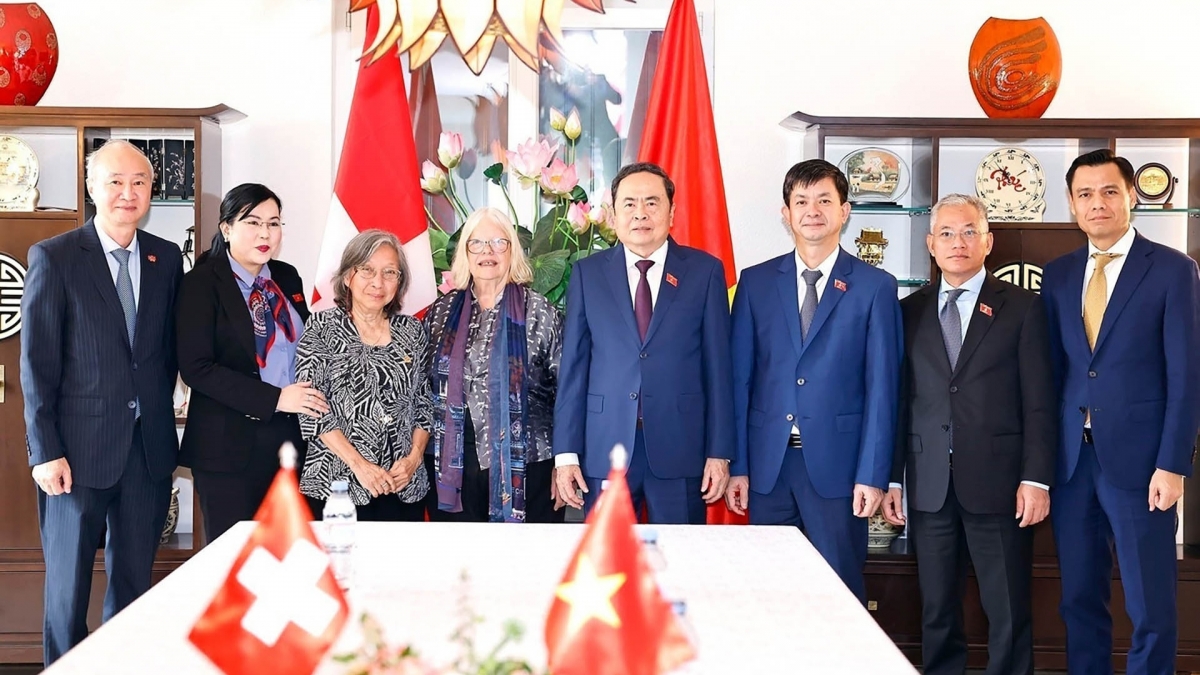 Thúc đẩy tình hữu nghị, sự hiểu biết và hợp tác giữa nhân dân hai nước Việt Nam-Thụy Sỹ