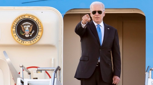 Tổng thống Mỹ: Nga đang "rất, rất khó khăn, bị Trung Quốc bóp nghẹt"